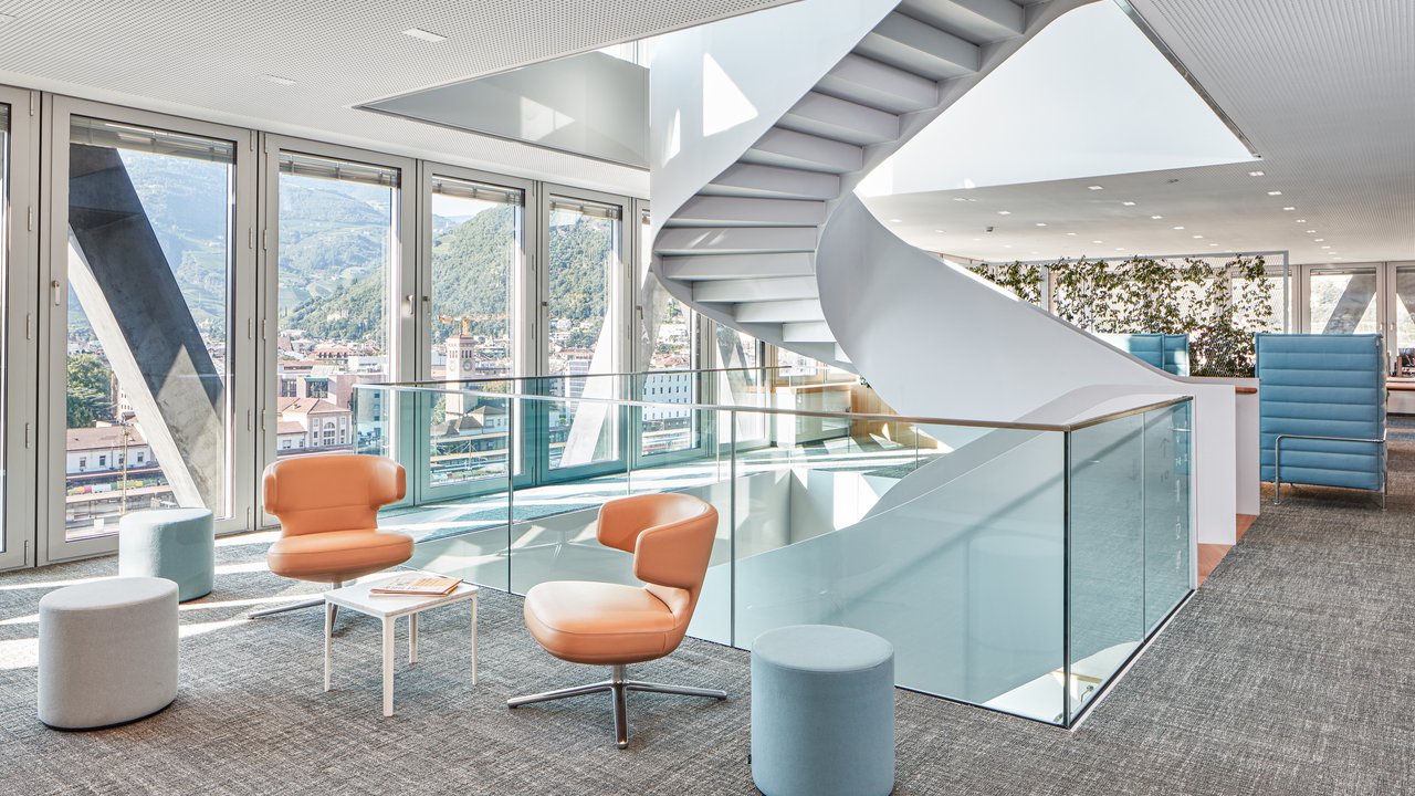 Markas Bolzano - innovative lighting solution in the offi | Artluce